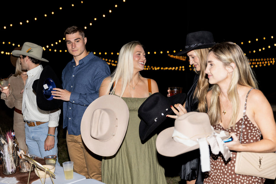 Hat Bar Style Assistant – Wild Knox